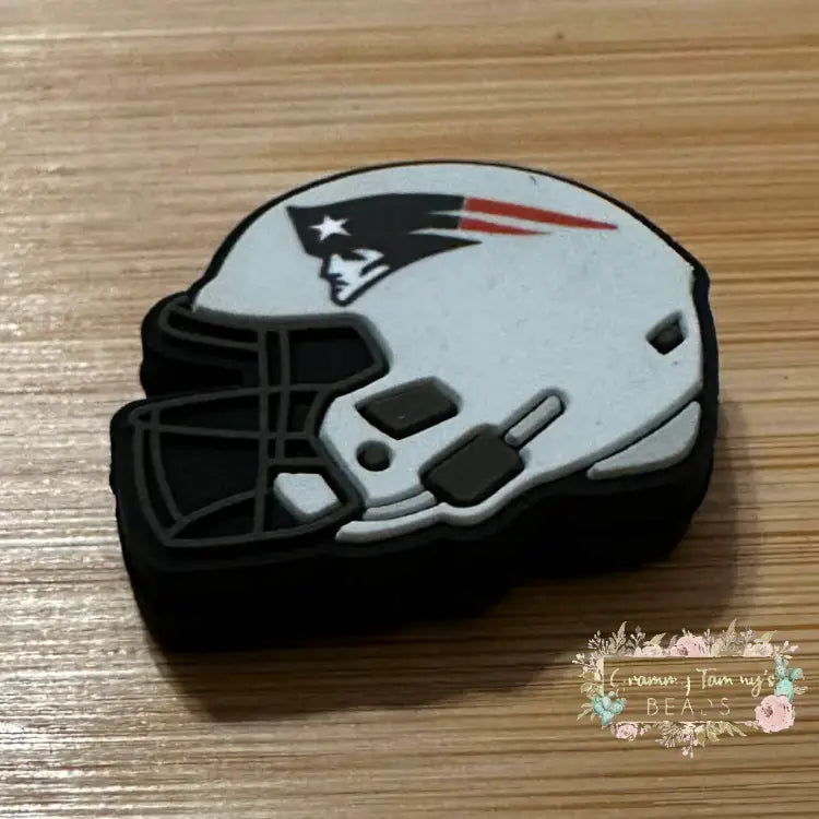 SILICONE FOCAL BEAD - Patriots Helmet – Grammy Tammy's Beads